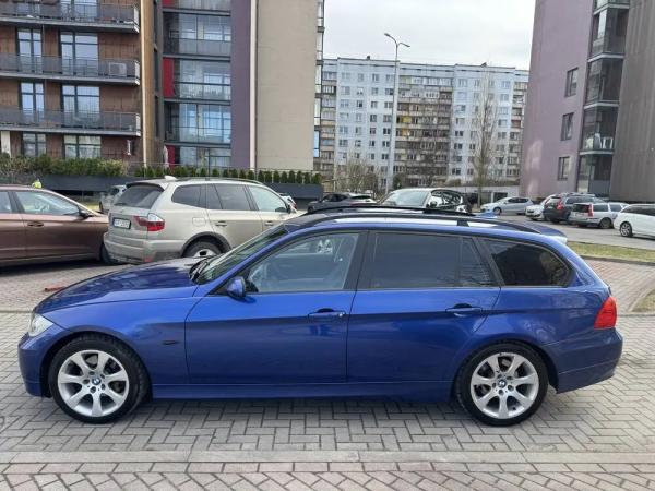 Zils BMW 320 2008 Rīga, ar dzinēja tilpumu 2.00 L un nobraukumu 264 tūkst. km par 3690 €, foto 3 vietnē AUTOMOTO.COM.LV