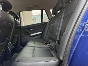 Blue BMW 320 2008 in Riga, with an engine capacity of 2.00 L and mileage of 264 thousand km for 3690 €, photo 17 on AUTOMOTO.COM.LV