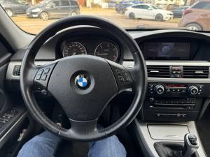 Blue BMW 320 2008 in Riga, with an engine capacity of 2.00 L and mileage of 264 thousand km for 3690 €, photo 18 on AUTOMOTO.COM.LV