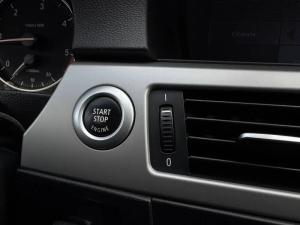 Blue BMW 320 2008 in Riga, with an engine capacity of 2.00 L and mileage of 264 thousand km for 3690 €, photo 28 on AUTOMOTO.COM.LV