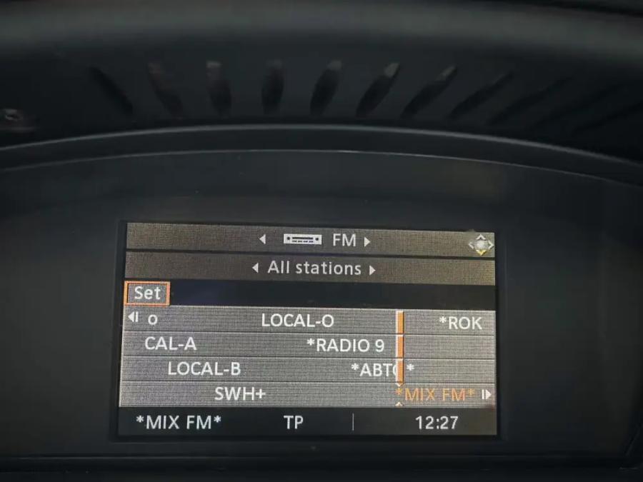 Blue BMW 320 2008 in Riga, with an engine capacity of 2.00 L and mileage of 369 thousand km for 3490 €, photo 18 on AUTOMOTO.COM.LV