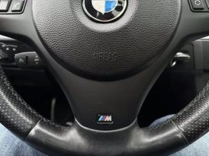 Blue BMW 320 2008 in Riga, with an engine capacity of 2.00 L and mileage of 369 thousand km for 3490 €, photo 23 on AUTOMOTO.COM.LV