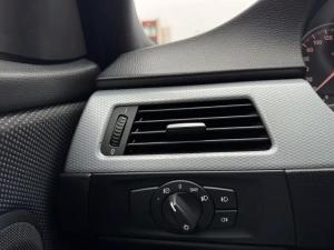 Blue BMW 320 2008 in Riga, with an engine capacity of 2.00 L and mileage of 369 thousand km for 3490 €, photo 37 on AUTOMOTO.COM.LV