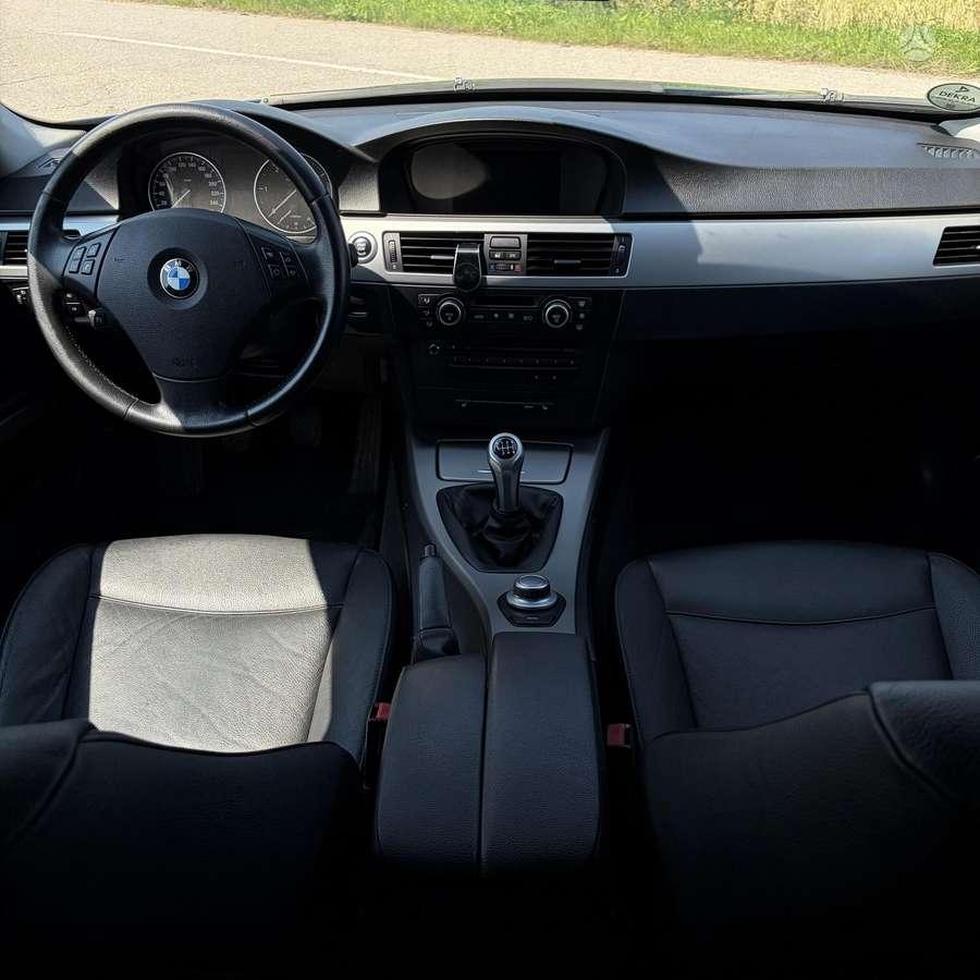 Zils BMW 320 2008 Pakruojis, ar dzinēja tilpumu 2.00 L un nobraukumu 292 tūkst. km par 3300 €, foto 15 vietnē AUTOMOTO.COM.LV