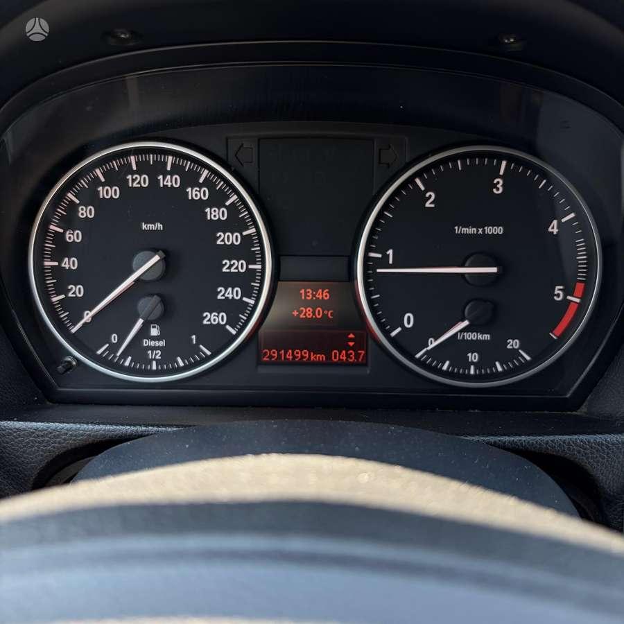 Zils BMW 320 2008 Pakruojis, ar dzinēja tilpumu 2.00 L un nobraukumu 292 tūkst. km par 3300 €, foto 17 vietnē AUTOMOTO.COM.LV