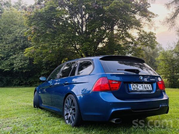 Blue BMW 320 2008 in Balvi, with an engine capacity of 2.00 L and mileage of 355 thousand km for 4500 €, photo 5 on AUTOMOTO.COM.LV