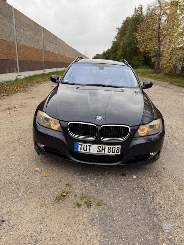 Zils BMW 320 2008 Mažeikiai, ar dzinēja tilpumu 2.00 L un nobraukumu 263 tūkst. km par 3500 €, foto 1 vietnē AUTOMOTO.COM.LV