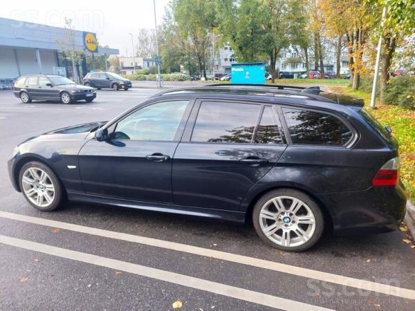 Blue BMW 320 2008 in Riga, with an engine capacity of 2.00 L and mileage of 278 thousand km for 5000 €, photo 4 on AUTOMOTO.COM.LV