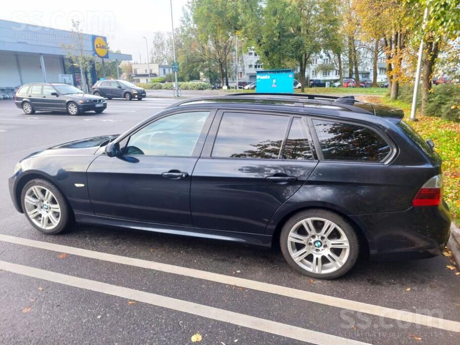 Blue BMW 320 2008 in Riga, with an engine capacity of 2.00 L and mileage of 278 thousand km for 5000 €, photo 4 on AUTOMOTO.COM.LV
