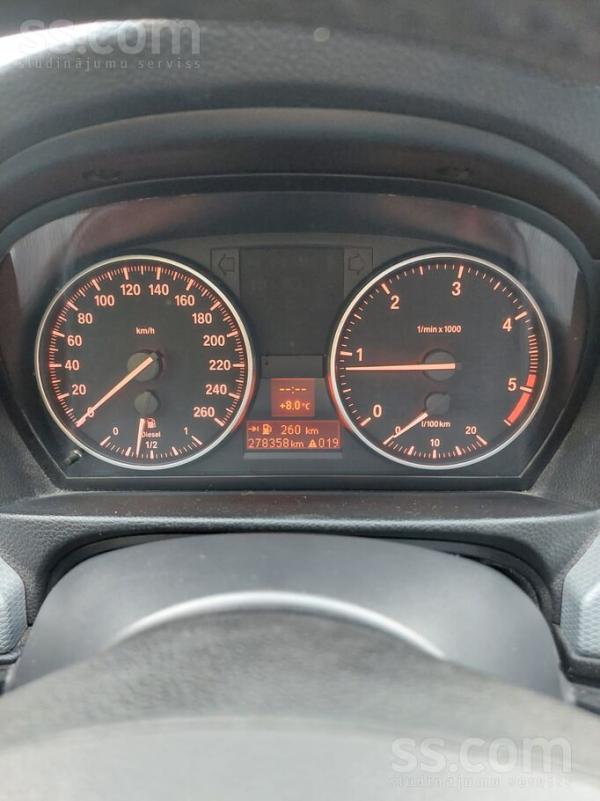 Blue BMW 320 2008 in Riga, with an engine capacity of 2.00 L and mileage of 278 thousand km for 5000 €, photo 7 on AUTOMOTO.COM.LV