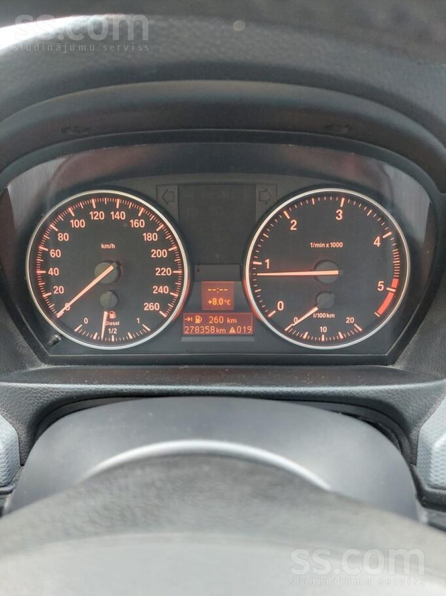 Blue BMW 320 2008 in Riga, with an engine capacity of 2.00 L and mileage of 278 thousand km for 5000 €, photo 7 on AUTOMOTO.COM.LV