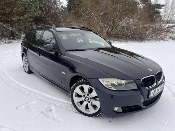 Blue BMW 320 2009 in Utena, with an engine capacity of 0.00 L and mileage of 265 thousand km for 4100 €, photo 2 on AUTOMOTO.COM.LV