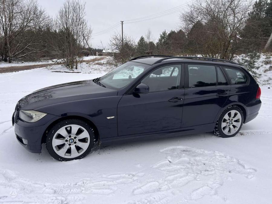 Zils BMW 320 2009 Utena, ar dzinēja tilpumu 0.00 L un nobraukumu 265 tūkst. km par 4100 €, foto 4 vietnē AUTOMOTO.COM.LV