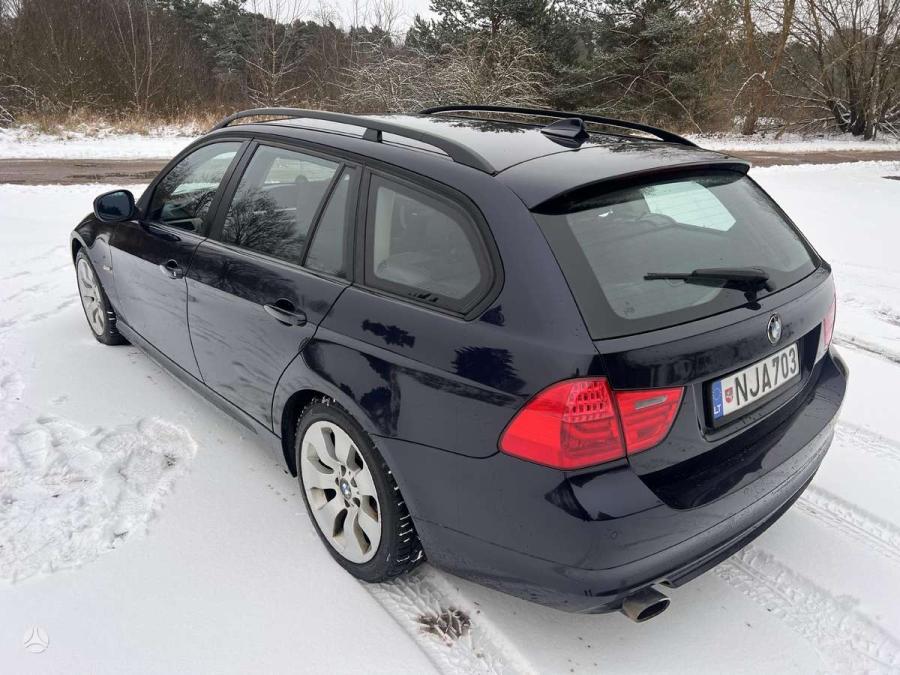 Zils BMW 320 2009 Utena, ar dzinēja tilpumu 0.00 L un nobraukumu 265 tūkst. km par 4100 €, foto 6 vietnē AUTOMOTO.COM.LV