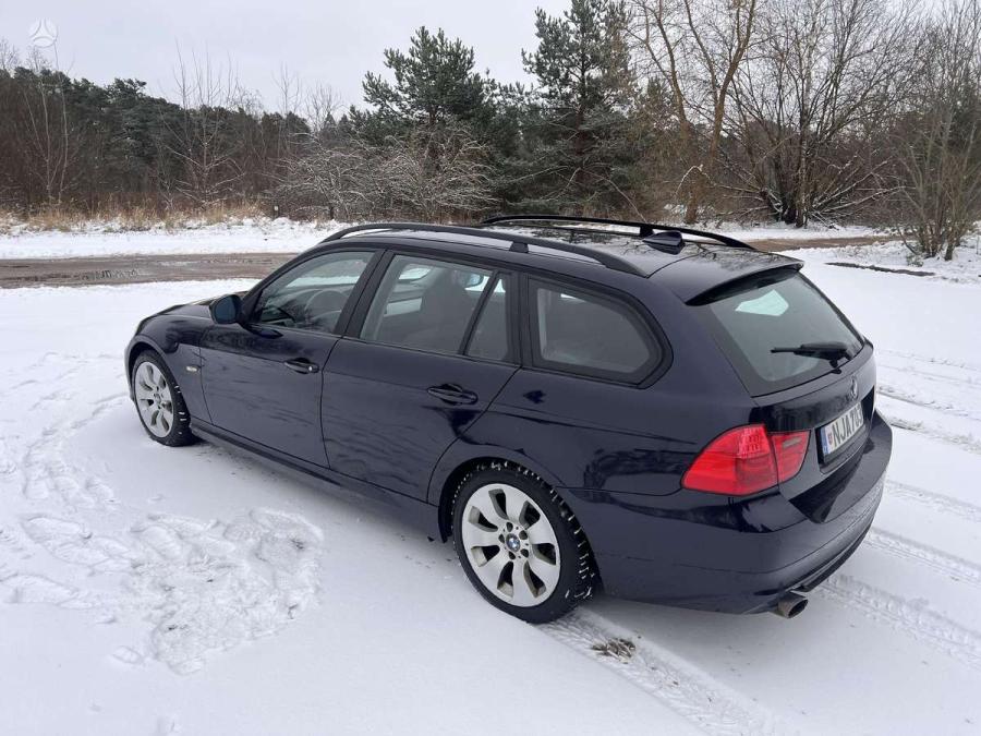 Zils BMW 320 2009 Utena, ar dzinēja tilpumu 0.00 L un nobraukumu 265 tūkst. km par 4100 €, foto 12 vietnē AUTOMOTO.COM.LV