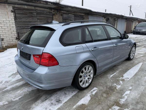 Zils BMW 320 2009 Marijampole, ar dzinēja tilpumu 2.00 L un nobraukumu 370 tūkst. km par 3850 €, foto 3 vietnē AUTOMOTO.COM.LV