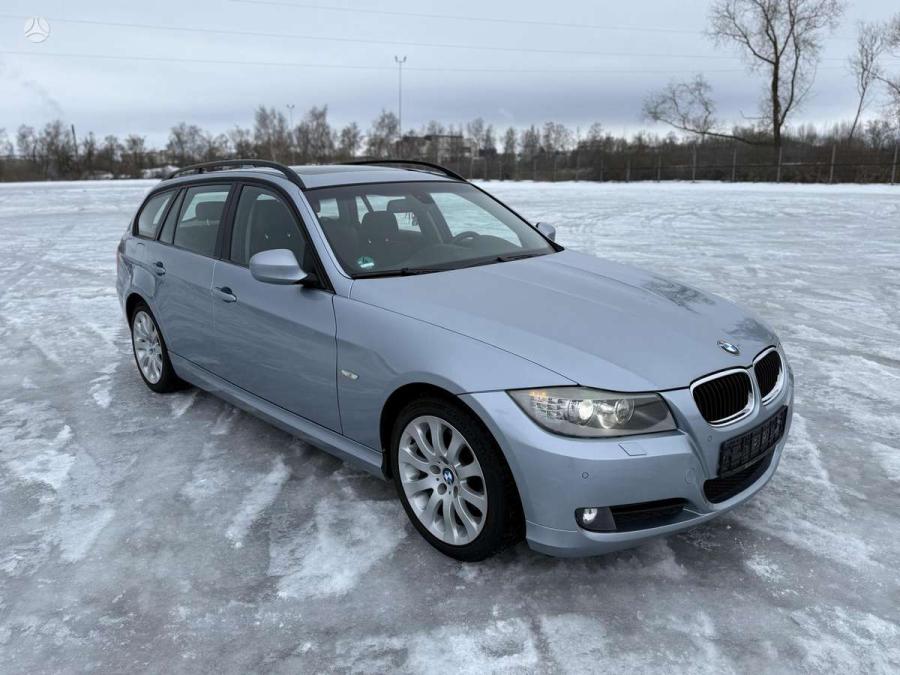Blue BMW 320 2009 in Marijampole, with an engine capacity of 2.00 L and mileage of 371 thousand km for 3750 €, photo 2 on AUTOMOTO.COM.LV