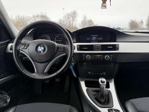 Blue BMW 320 2009 in Marijampole, with an engine capacity of 2.00 L and mileage of 371 thousand km for 3750 €, photo 21 on AUTOMOTO.COM.LV