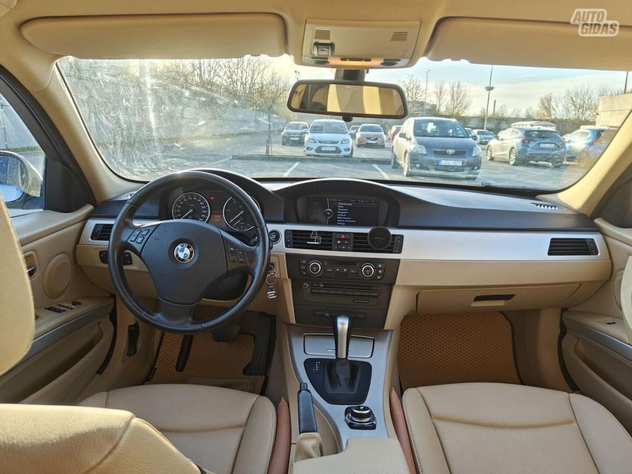 Zils BMW 320 2009 Šauļi, ar dzinēja tilpumu 2.00 L un nobraukumu 218 tūkst. km par 4700 €, foto 15 vietnē AUTOMOTO.COM.LV