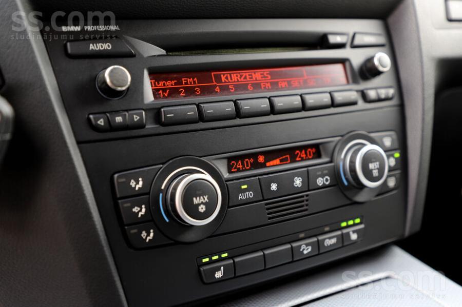 Blue BMW 320 2009 in Tukums, with an engine capacity of 2.00 L and mileage of 0 thousand km for 4990 €, photo 9 on AUTOMOTO.COM.LV