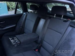Zils BMW 320 2009 Valmiera, ar dzinēja tilpumu 2.00 L un nobraukumu 297 tūkst. km par 5900 €, foto 14 vietnē AUTOMOTO.COM.LV