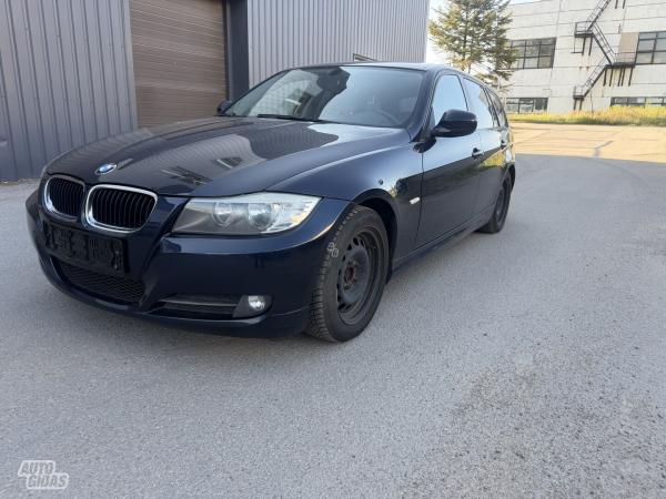 Blue BMW 320 2009 in Panevezys, with an engine capacity of 2.00 L and mileage of 268 thousand km for 4200 €, photo 2 on AUTOMOTO.COM.LV