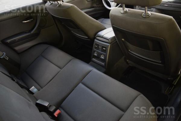 Blue BMW 320 2009 in Bauska, with an engine capacity of 2.00 L and mileage of 290 thousand km for 5099 €, photo 9 on AUTOMOTO.COM.LV