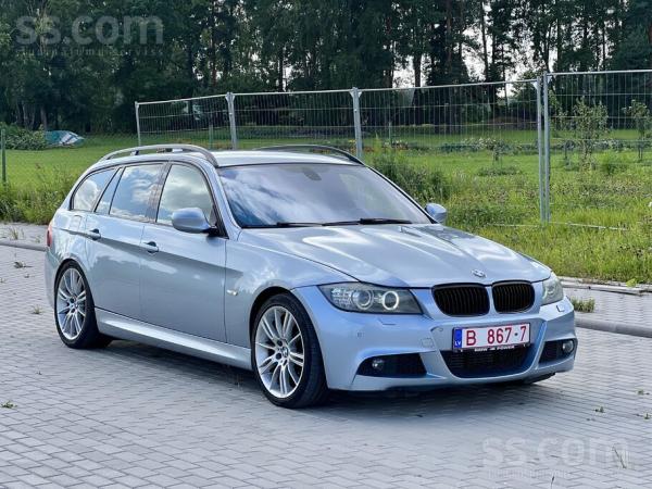 Blue BMW 320 2009 in Riga, with an engine capacity of 2.00 L and mileage of 306 thousand km for 5890 €, photo 2 on AUTOMOTO.COM.LV