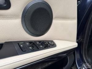 Blue BMW 320 2009 in Marijampole, with an engine capacity of 2.00 L and mileage of 273 thousand km for 5490 €, photo 4 on AUTOMOTO.COM.LV