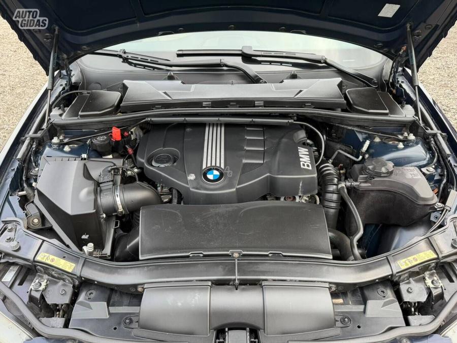 Blue BMW 320 2009 in Marijampole, with an engine capacity of 2.00 L and mileage of 273 thousand km for 5490 €, photo 31 on AUTOMOTO.COM.LV