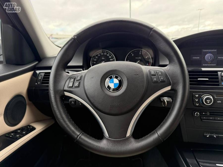 Blue BMW 320 2009 in Marijampole, with an engine capacity of 2.00 L and mileage of 273 thousand km for 5490 €, photo 34 on AUTOMOTO.COM.LV