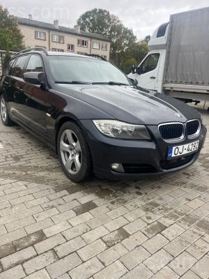 BMW 320 2009 Rīga vietnē Zils BMW 320 2009 Rīga, ar dzinēja tilpumu 2.00 L un nobraukumu 450 tūkst. km par 3850 €, foto 1 vietnē AUTOMOTO.COM.LV