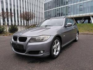 Zils BMW 320 2010 Viļņa, ar dzinēja tilpumu 2.00 L un nobraukumu 332 tūkst. km par 5499 €, foto 18 vietnē AUTOMOTO.COM.LV
