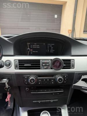Zils BMW 320 2010 Ogre, ar dzinēja tilpumu 2.00 L un nobraukumu 322 tūkst. km par 6200 €, foto 5 vietnē AUTOMOTO.COM.LV