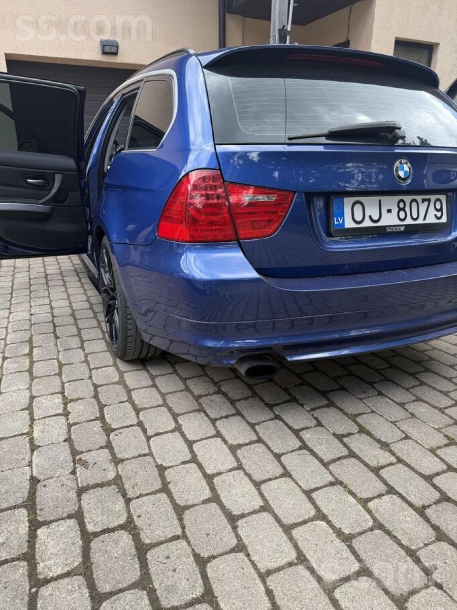 Zils BMW 320 2010 Ogre, ar dzinēja tilpumu 2.00 L un nobraukumu 322 tūkst. km par 6200 €, foto 7 vietnē AUTOMOTO.COM.LV