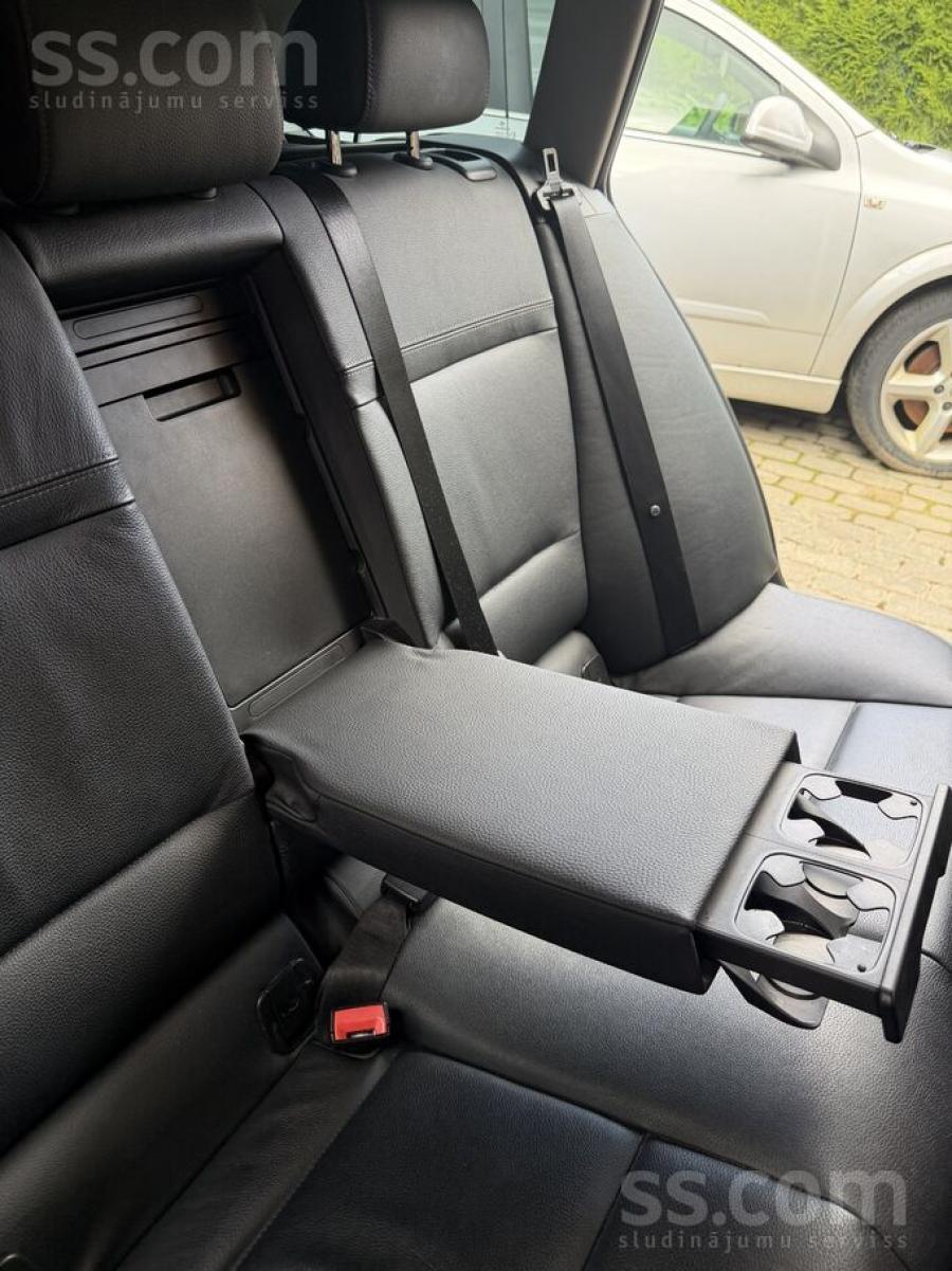 Zils BMW 320 2010 Ogre, ar dzinēja tilpumu 2.00 L un nobraukumu 322 tūkst. km par 6200 €, foto 10 vietnē AUTOMOTO.COM.LV