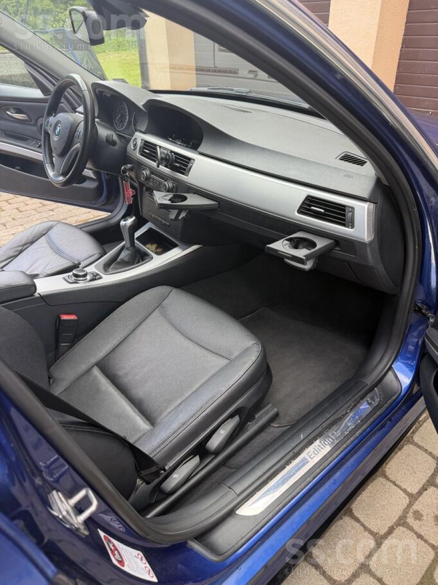 Zils BMW 320 2010 Ogre, ar dzinēja tilpumu 2.00 L un nobraukumu 322 tūkst. km par 6200 €, foto 11 vietnē AUTOMOTO.COM.LV