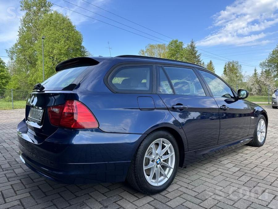 Zils BMW 320 2010 Ogre, ar dzinēja tilpumu 2.00 L un nobraukumu 263 tūkst. km par 5270 €, foto 4 vietnē AUTOMOTO.COM.LV