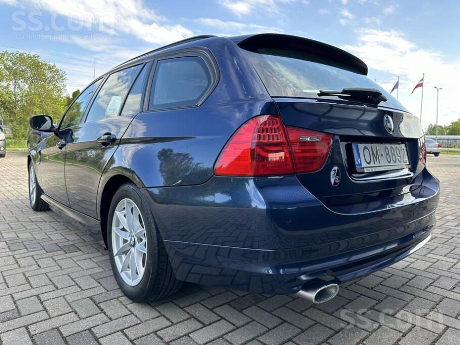 Zils BMW 320 2010 Ogre, ar dzinēja tilpumu 2.00 L un nobraukumu 263 tūkst. km par 5270 €, foto 5 vietnē AUTOMOTO.COM.LV