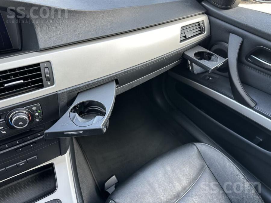 Zils BMW 320 2010 Ogre, ar dzinēja tilpumu 2.00 L un nobraukumu 263 tūkst. km par 5270 €, foto 19 vietnē AUTOMOTO.COM.LV