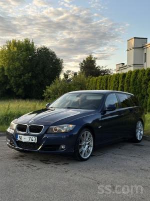 Синий БМВ 320 2010 в Рига, объемом двигателя 2.00 л и пробегом 312 тыс. км за 5100 €, фото  на AUTOMOTO.COM.LV