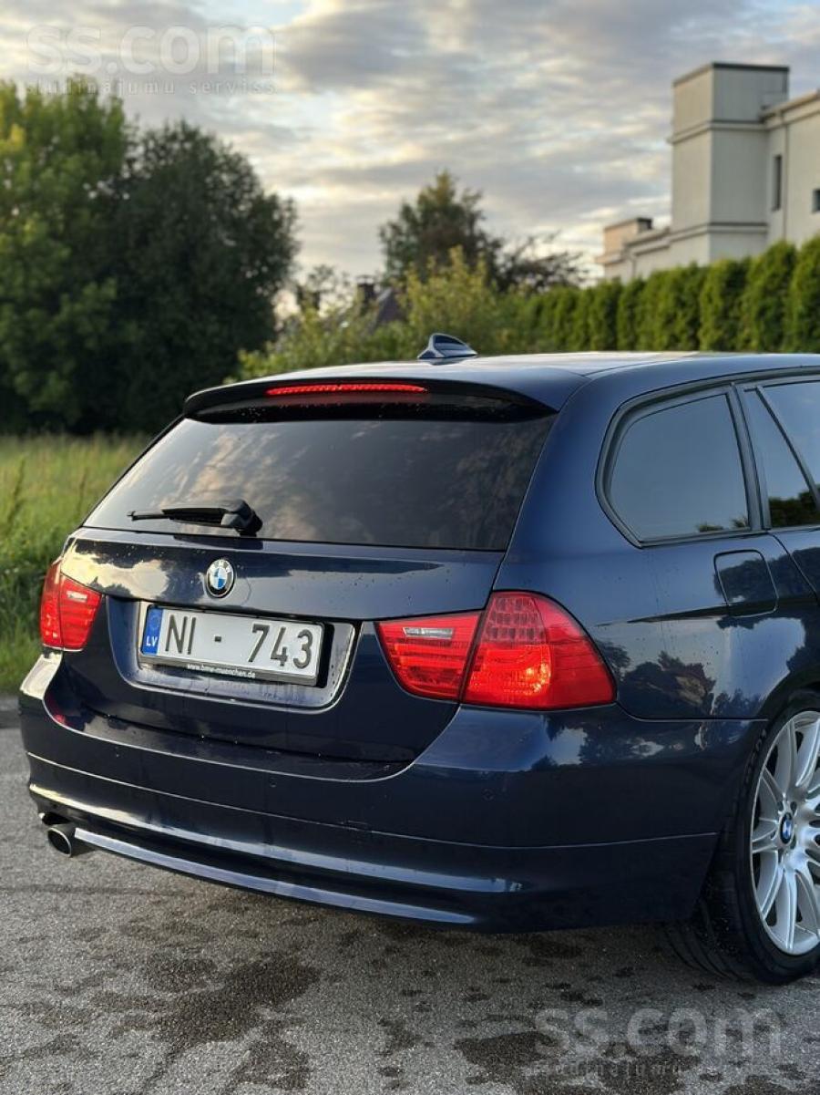 Синий БМВ 320 2010 в Рига, объемом двигателя 2.00 л и пробегом 312 тыс. км за 5100 €, фото 5 на AUTOMOTO.COM.LV