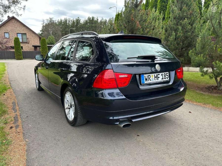 Zils BMW 320 2010 Viļņa, ar dzinēja tilpumu 2.00 L un nobraukumu 325 tūkst. km par 3850 €, foto 5 vietnē AUTOMOTO.COM.LV