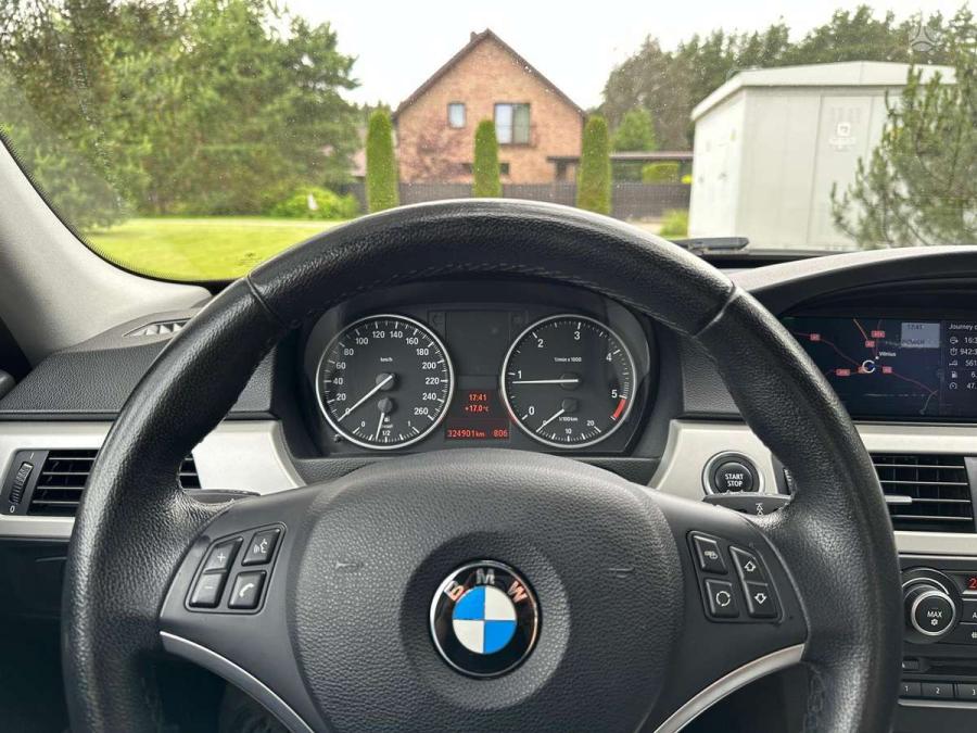 Zils BMW 320 2010 Viļņa, ar dzinēja tilpumu 2.00 L un nobraukumu 325 tūkst. km par 3850 €, foto 15 vietnē AUTOMOTO.COM.LV