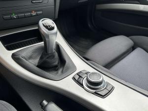 Zils BMW 320 2010 Viļņa, ar dzinēja tilpumu 2.00 L un nobraukumu 325 tūkst. km par 3850 €, foto 18 vietnē AUTOMOTO.COM.LV