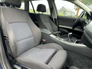 Zils BMW 320 2010 Viļņa, ar dzinēja tilpumu 2.00 L un nobraukumu 325 tūkst. km par 3850 €, foto 20 vietnē AUTOMOTO.COM.LV