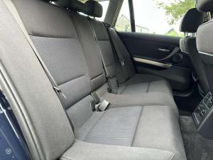 Zils BMW 320 2010 Viļņa, ar dzinēja tilpumu 2.00 L un nobraukumu 325 tūkst. km par 3850 €, foto 21 vietnē AUTOMOTO.COM.LV