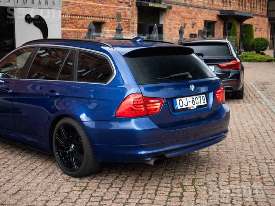 Blue BMW 320 2010 in Liepaja, with an engine capacity of 2.00 L and mileage of 324 thousand km for 5950 €, photo 10 on AUTOMOTO.COM.LV