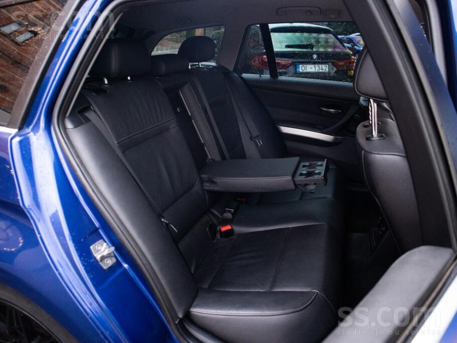 Blue BMW 320 2010 in Liepaja, with an engine capacity of 2.00 L and mileage of 324 thousand km for 5950 €, photo 14 on AUTOMOTO.COM.LV