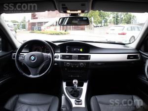 Blue BMW 320 2010 in Liepaja, with an engine capacity of 2.00 L and mileage of 324 thousand km for 5950 €, photo 18 on AUTOMOTO.COM.LV